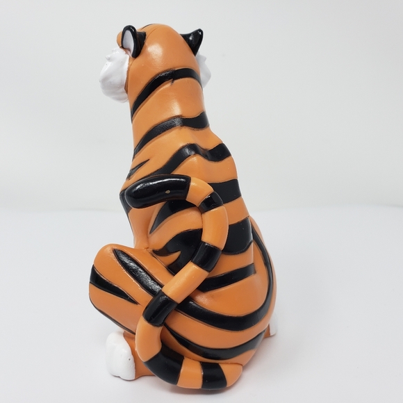 Toys | Disney Aladdin Rajah 5 Tiger Toy Figure | Poshmark